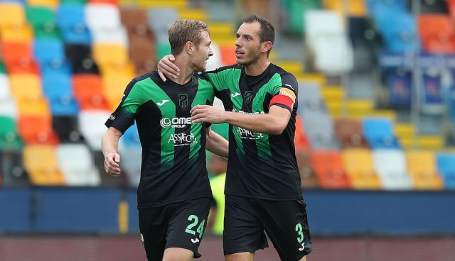 CM: Milan midfielder playing a starring role on loan in Serie B - the ...