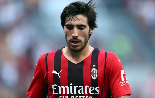 CM: Tonali growing into his role at Milan after important summer gesture