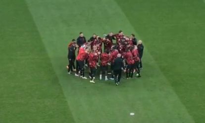 Watch: Pioli delivers motivational message during huddle - what he told ...