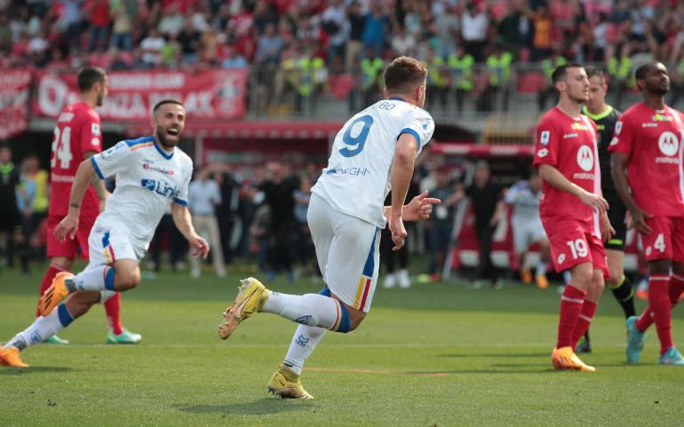 CM: Lecce hatch Colombo plan after his decisive goal - the position of ...