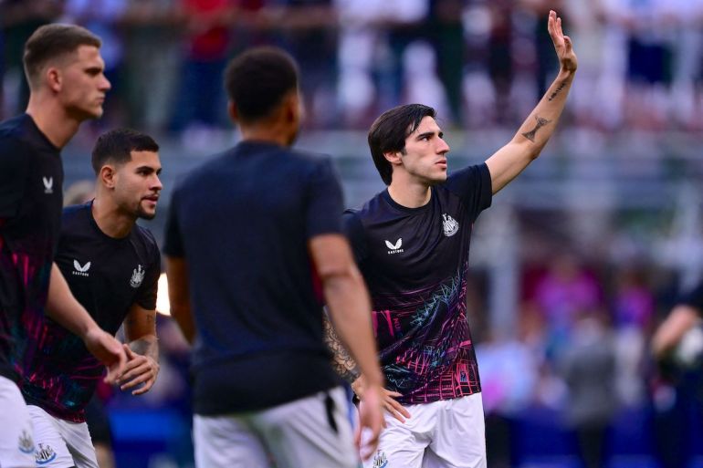 Tonali refuses to rule out potential future return: "I’m not closing ...