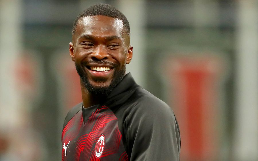 AC Milan 2-1 Red Star: Abraham's late winner secures fourth straight ...