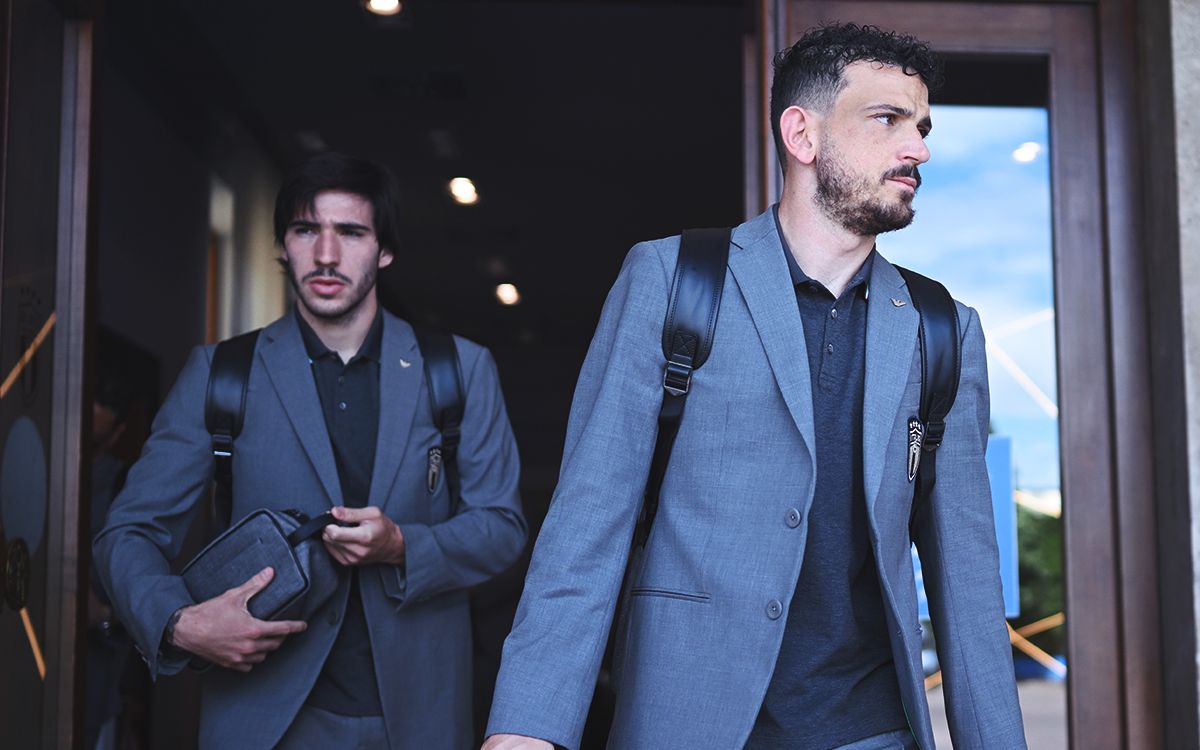 Florenzi 'sucked in so much money' - Conversations between Tonali and ...