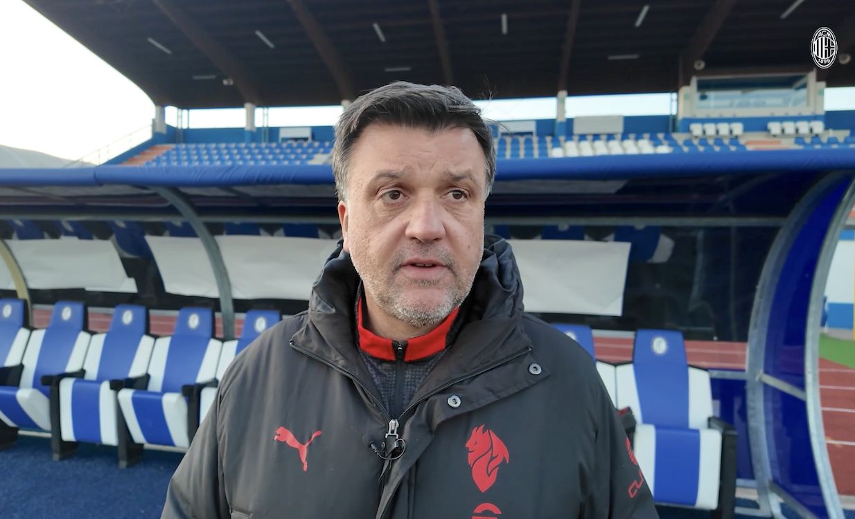 Primavera boss Renna unhappy with 'unplayable' pitch and decisions in ...